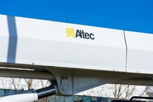 4 Quick Fixes For Altec Bucket Truck Hydraulic Problems - Farmer Grows